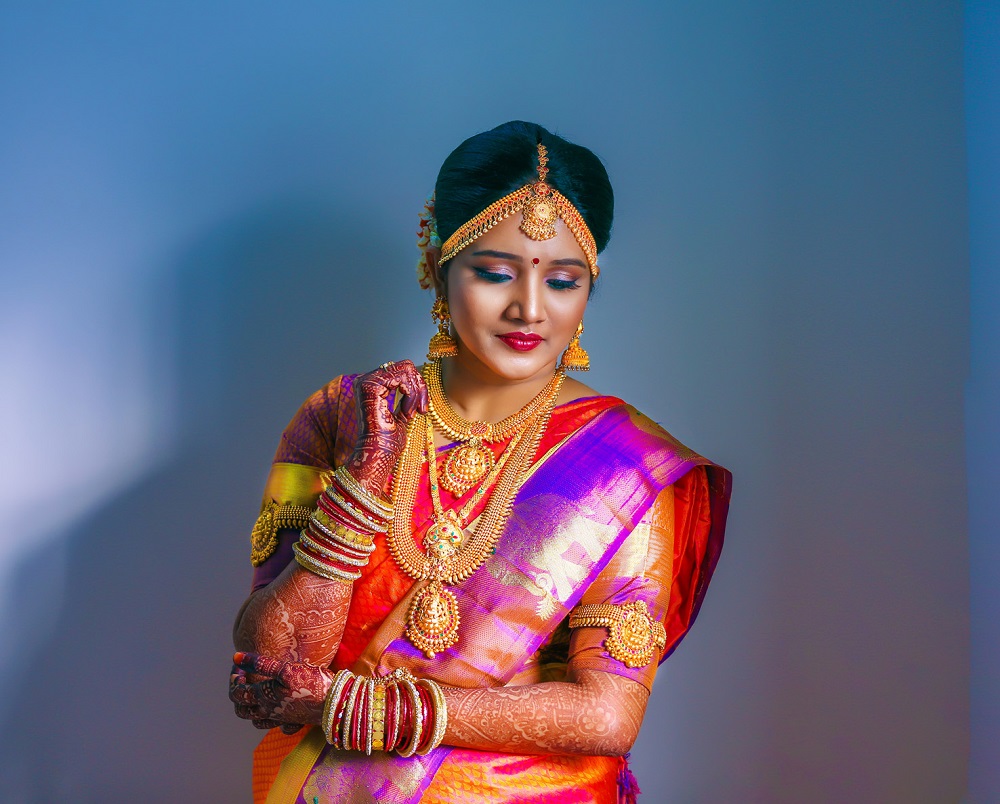 10 Beautiful Bridal Looks From Incredible India