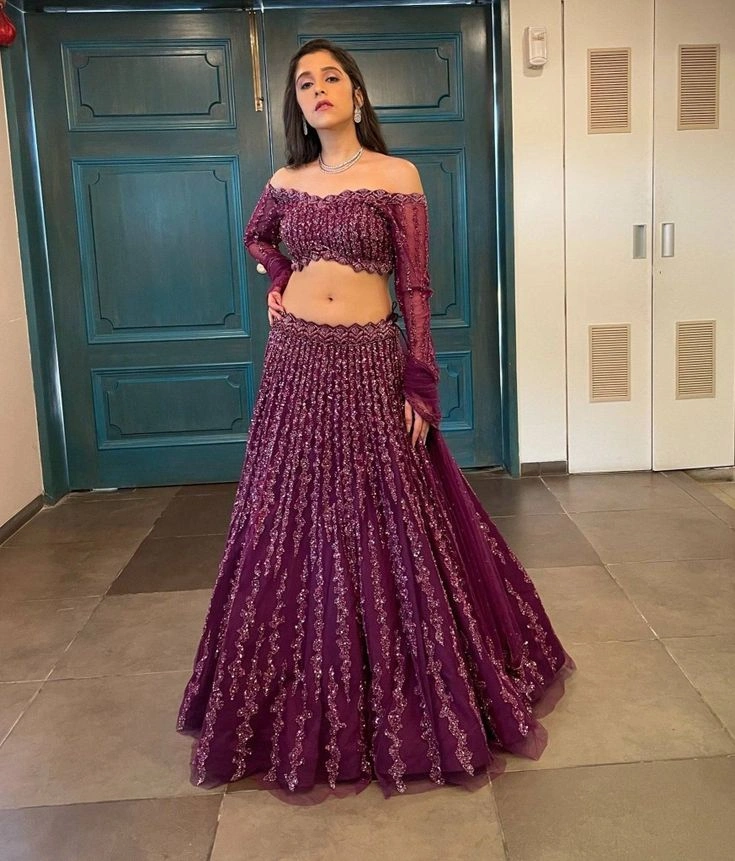 300+ Traditional And Stylish Blouse Design ideas