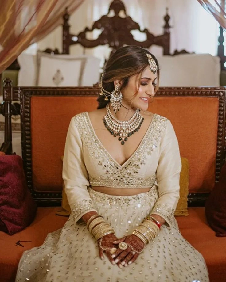 101 Simple Bridal Blouse Designs to Elevate Your Wedding Look