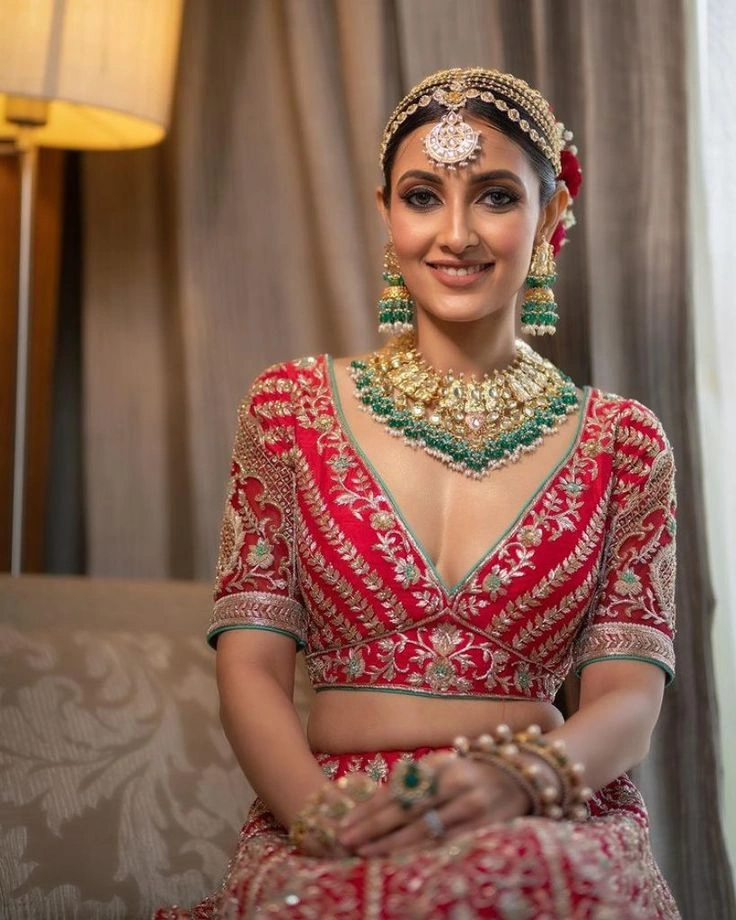 101 Simple Bridal Blouse Designs to Elevate Your Wedding Look