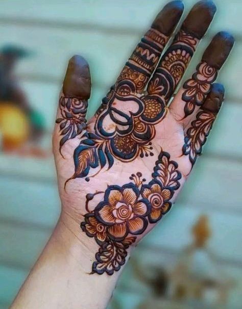 Elegant Khafif Mehndi Designs | Latest Simple & Stylish Ideas